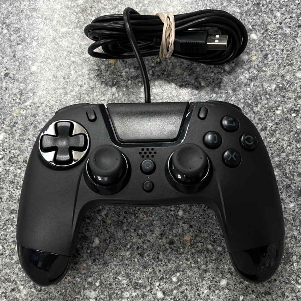 Used Giotek Wired Controller - Own4Less